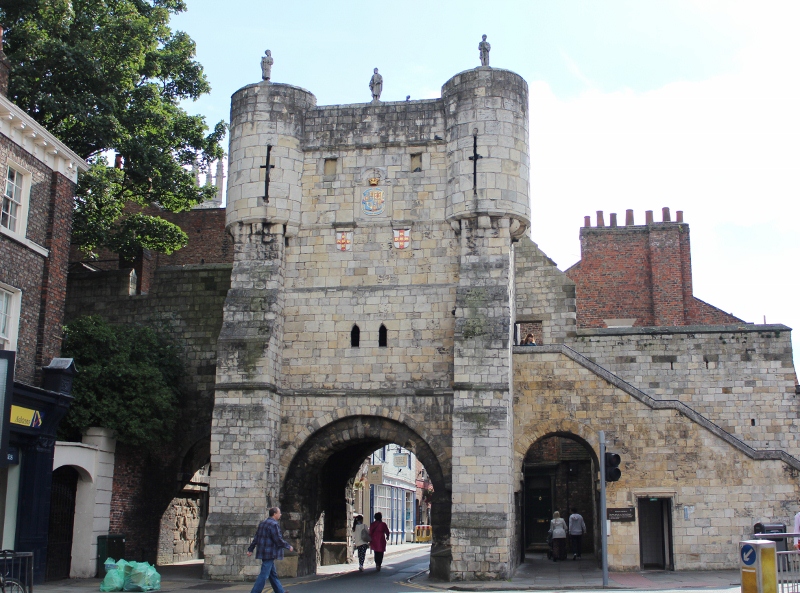Ginnels Gates and Ghosts: Bootham Bar