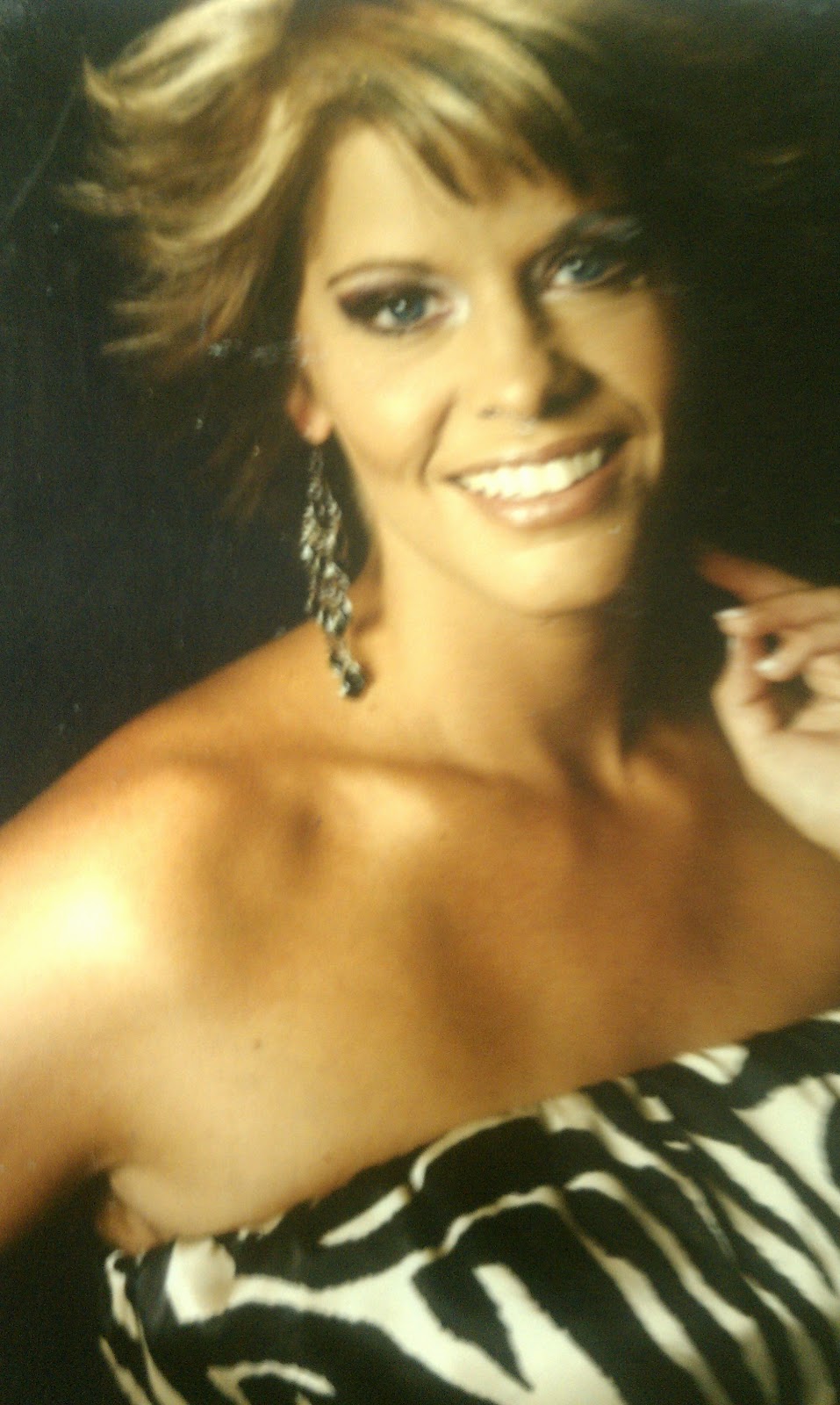 Magnificent Ladies Wrestling - Magnificent Moments: May 2012