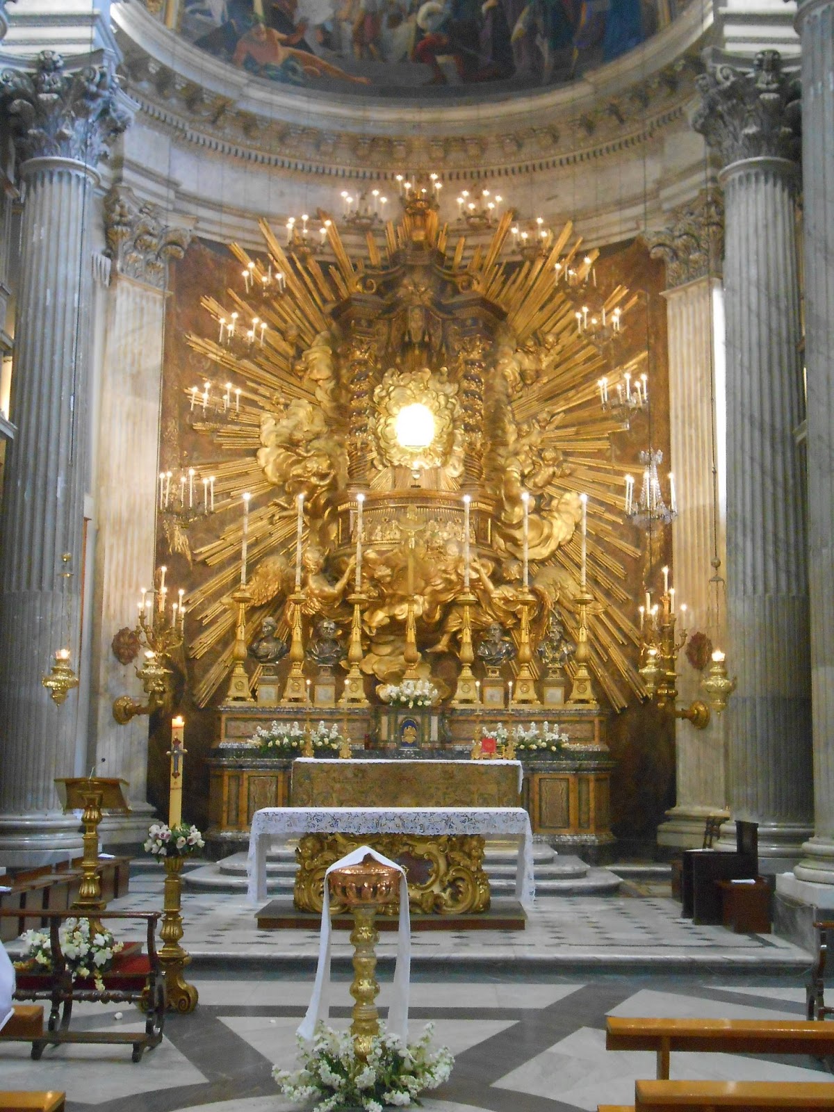 New Liturgical Movement: An Ordinariate Mass in Rome