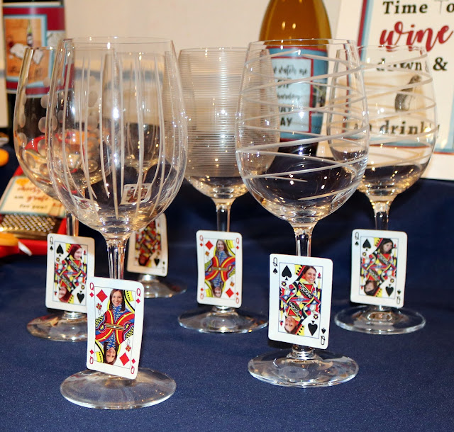 Invite and Delight: PUN Party = Fun Party