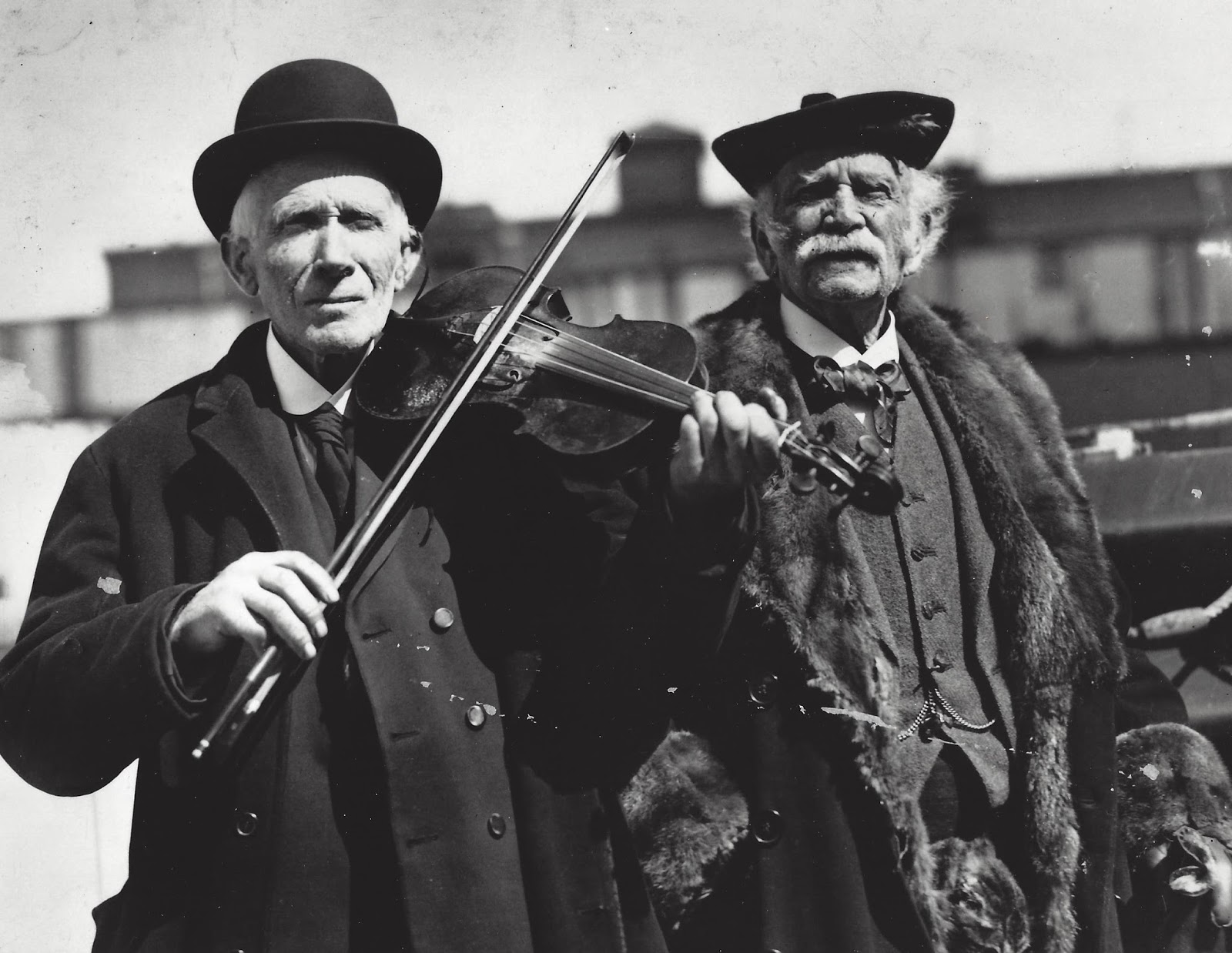Fiddlers Scott Skinner and John Wiseman Compete in World's Old Fiddler ...