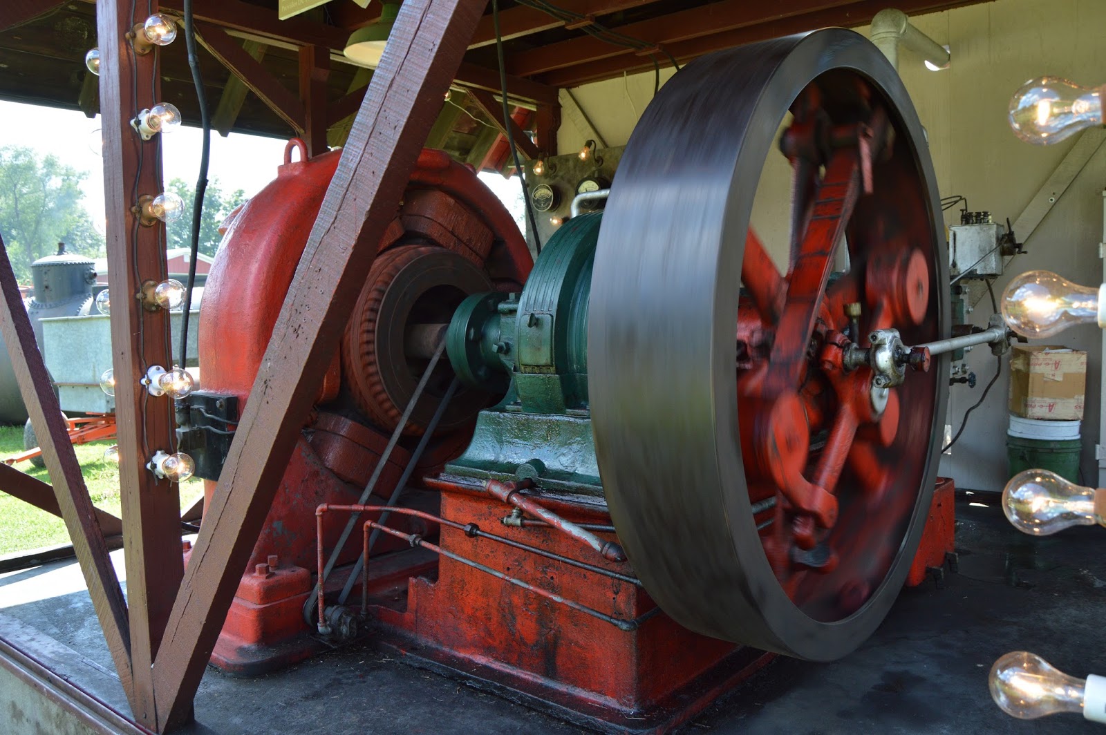 Industrial History: Hesston Steam Museum's Stationary Steam Engine Exhibit