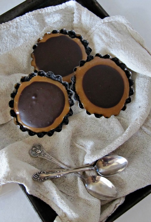 Once Upon A Chocolate Life: No Bake Turtle Tarts