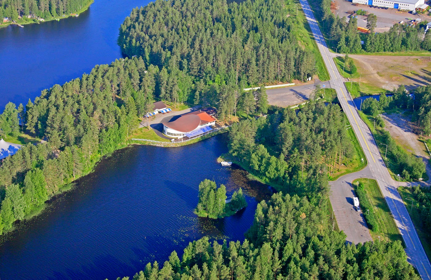 Maarakennus koneita.: Tanssilava / Lavatanssit