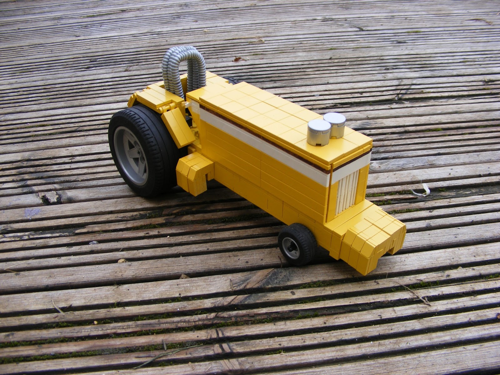 BLTPA lego pulling: Tractors