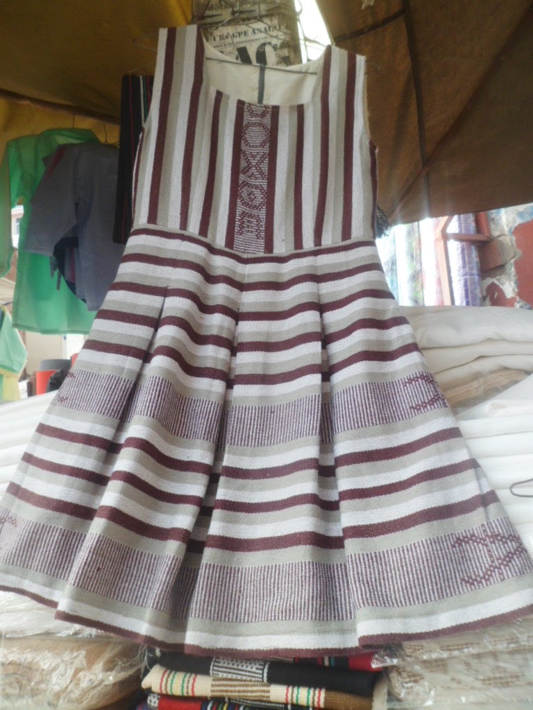 Costume et tenue traditionnel des Malgaches: le " lamba"