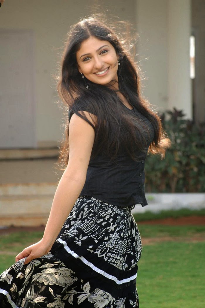 Tamil Actress Monica Latest Hot Stills - Cine Gallery