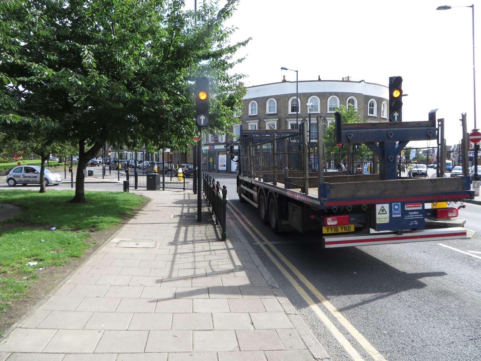 Hackney cyclist: Wick Road: Round Two