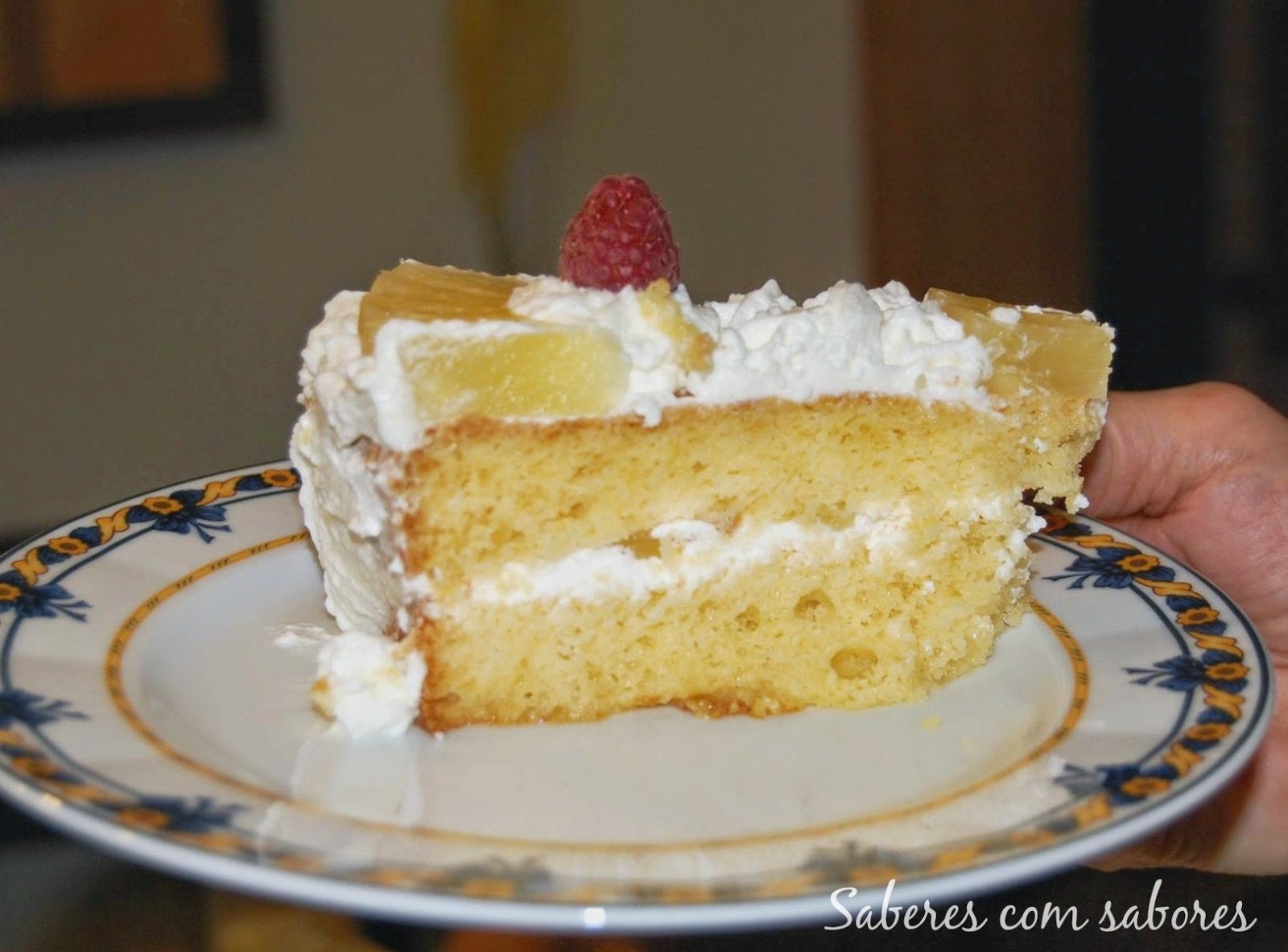 Saberes com Sabores: Bolo de Ananás com Chantily