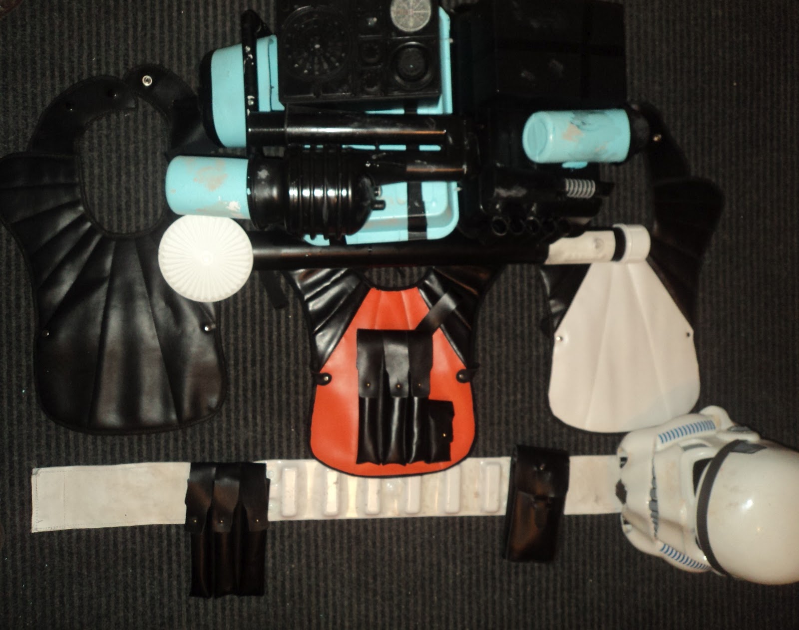 BITACORA SANDTROOPER TD-7457: COMO HACER TU SANDTROOPER BACKPACK