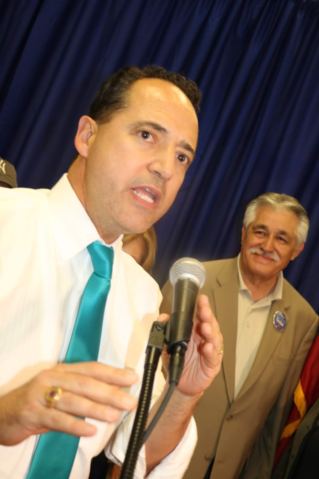 Walker Report - Shedding Light on Bexar County: Ray Lopez wins House ...