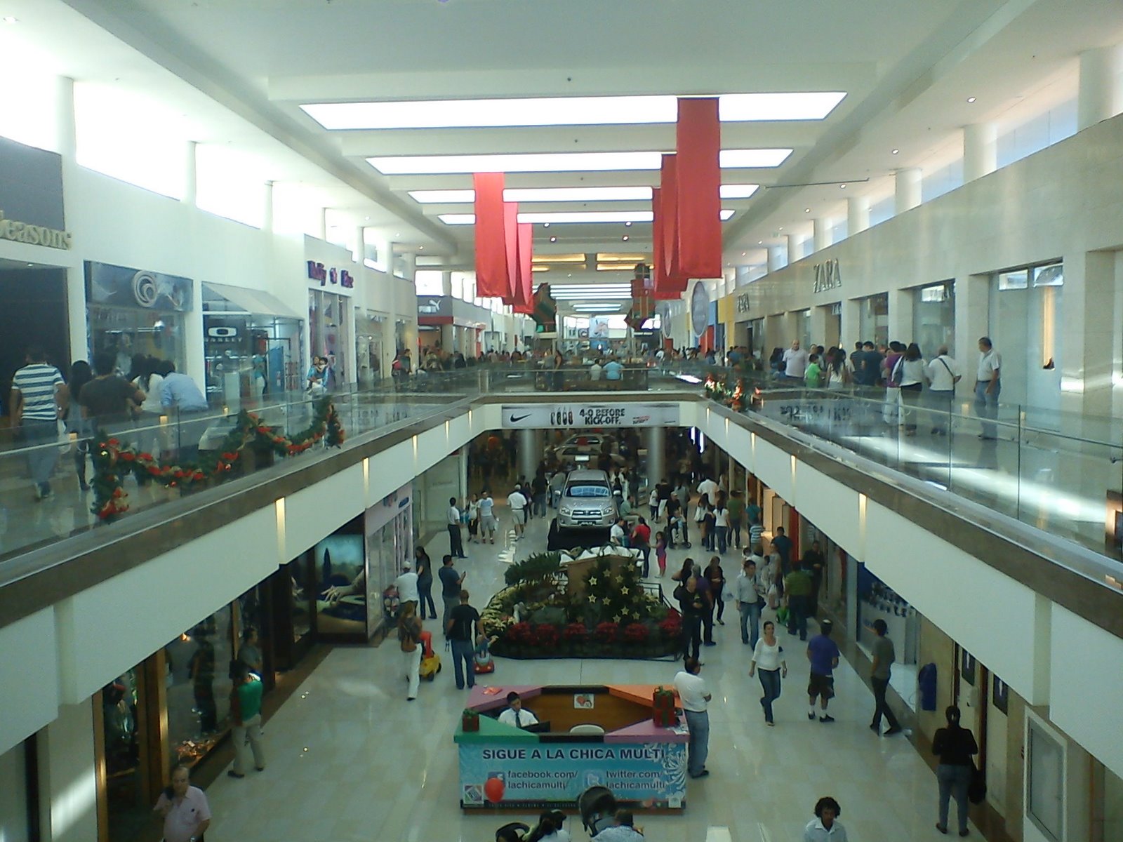 Pé_no_Mundo: Shopping Multiplaza - Cinemark
