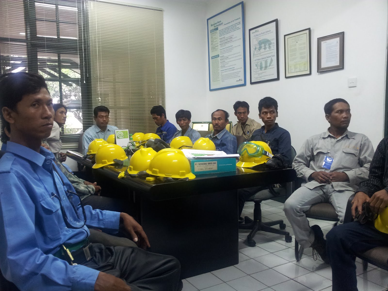 SOLUSI PANAS: PERLITE FOR COLD BOX ( Discharge & Filling perlite to ...