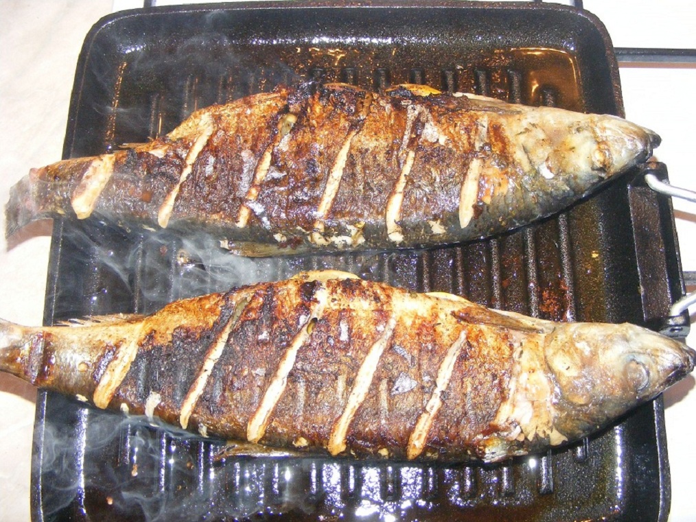 Sardina la gratar | Preparatedevis.ro