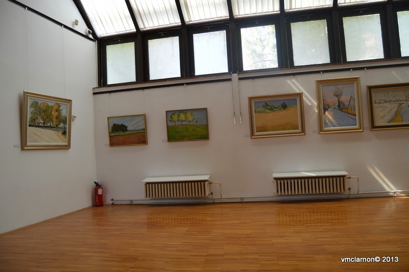 Erdevik - Visual diary: Visit to Sava Sumanovic gallery and Naive art ...