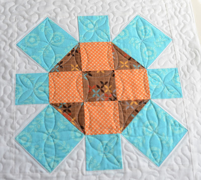 Hyacinth Quilt Designs: Continuous Curve Quilting