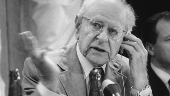 Νεκρομαντεῖον: Popper, historicismo, totalismo e utopia