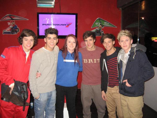 Jonas| Direction| News: One Direction asiste a un karting para la ...