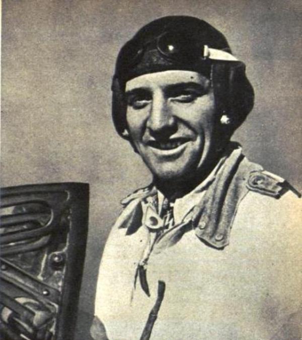 NAZI JERMAN: Foto Hans-Ulrich Rudel