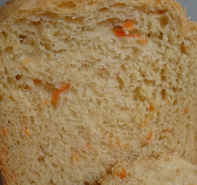 Happier Than A Pig In Mud: Carrot Onion Dill Bread-Bread Machine or Oven
