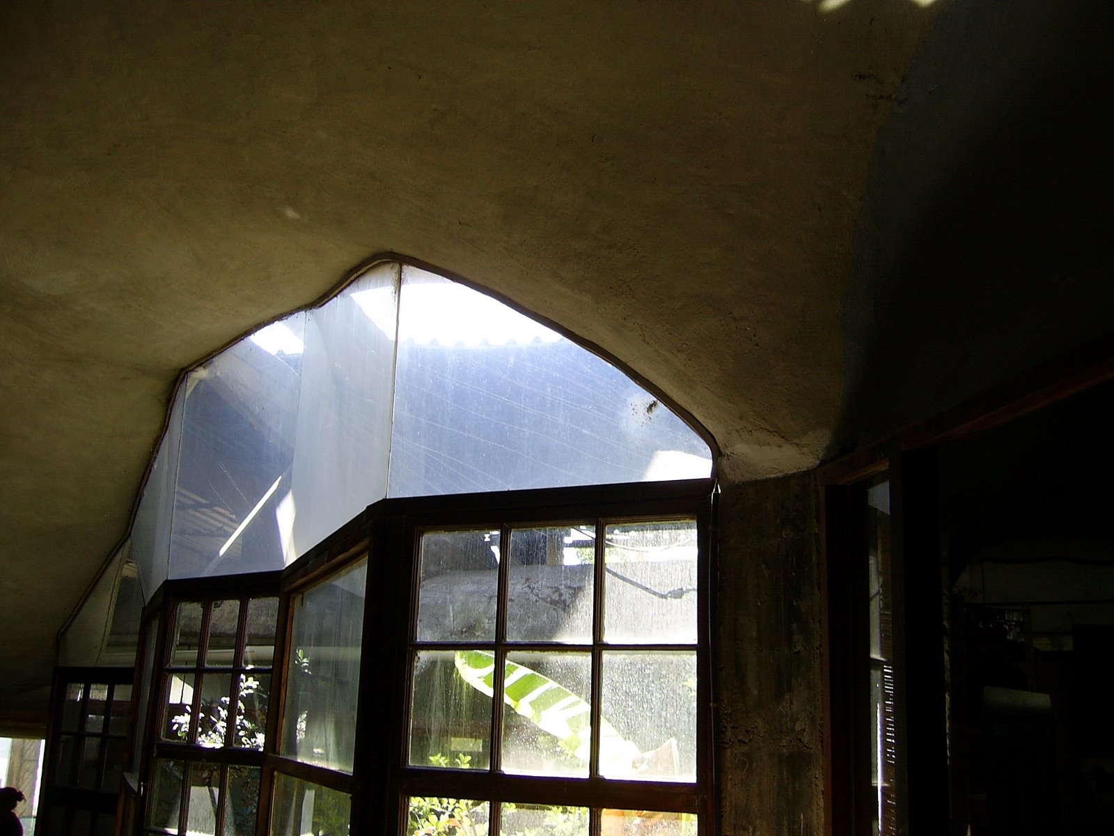 CONSTANZA LAGOS URBINA: Casa de Luis Peña, Arqto. Miguel Eyquem Astorga ...