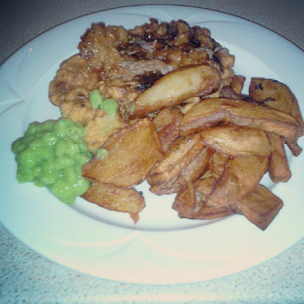 Wheeze like to eat: King rib supper.