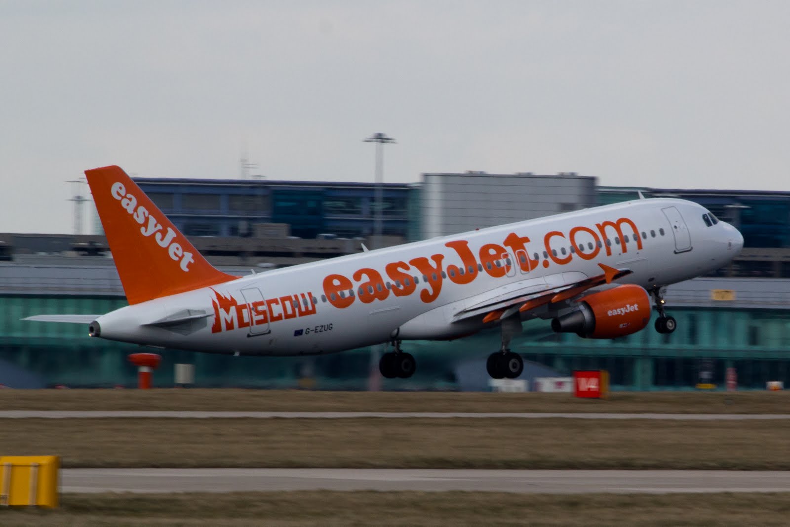 Orion's Aviation: EasyJet livery - Moscow and Will Brandt
