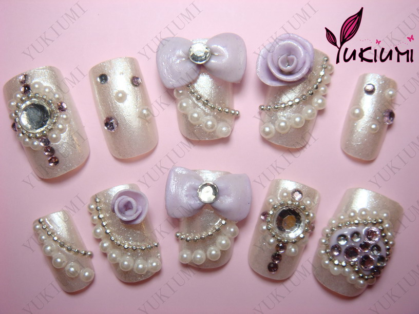 Regina George: NAIL POLISH