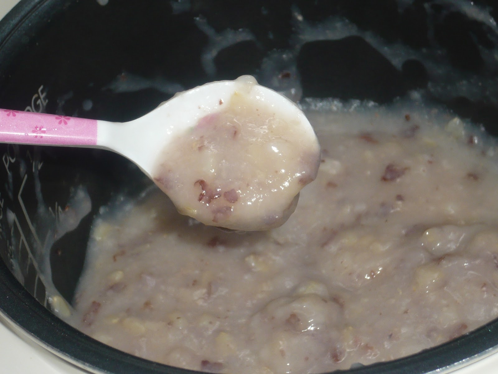 EATING WITH PEBBLES: simple baby porridge