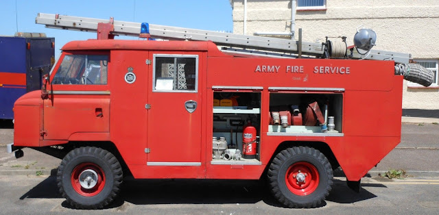Landrover Defender: Land Rover IIB Forward Control Fire Engine (ex ...