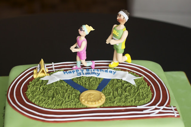 Sweet-D Cakes: Running: Cake on track, moving...not so much.