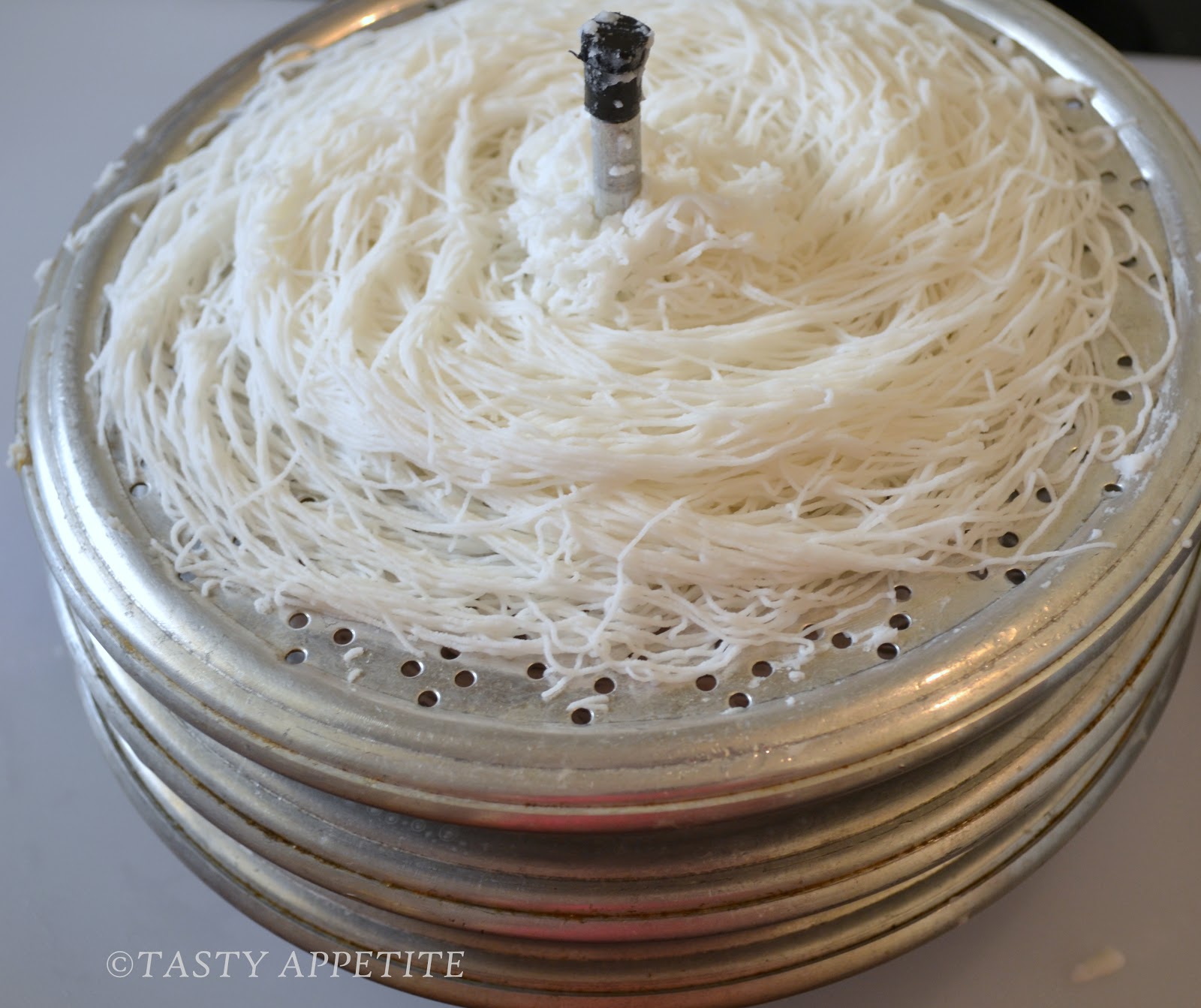 Idiyappam / Healthy Breakfast Menu / Step by Step Recipe: