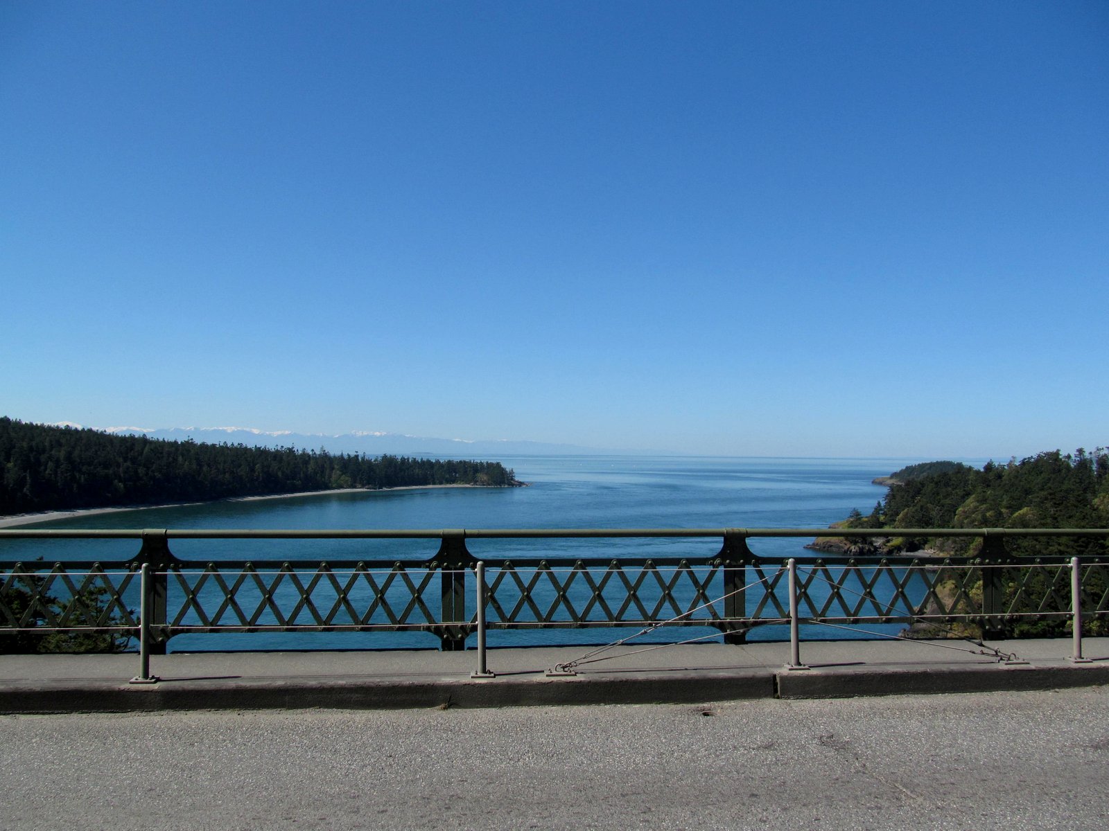 Gravel Beach: Deception Pass