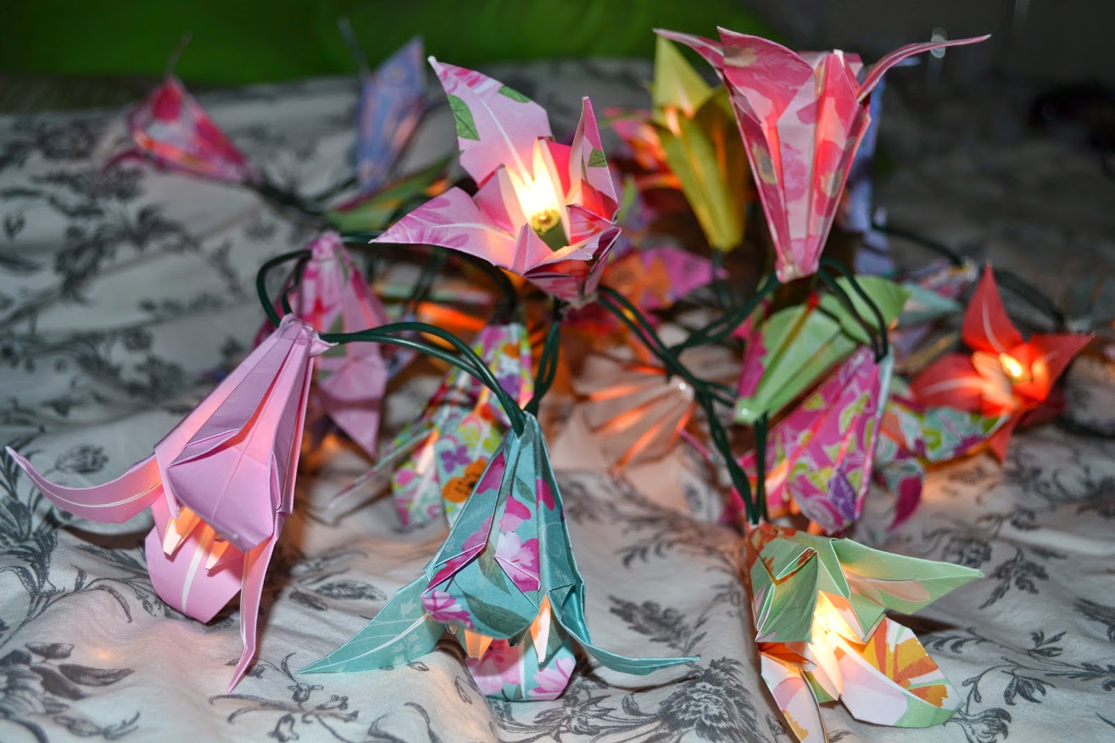 Origami Flower String Lights: A Creative Way to Illuminate Your Space ...