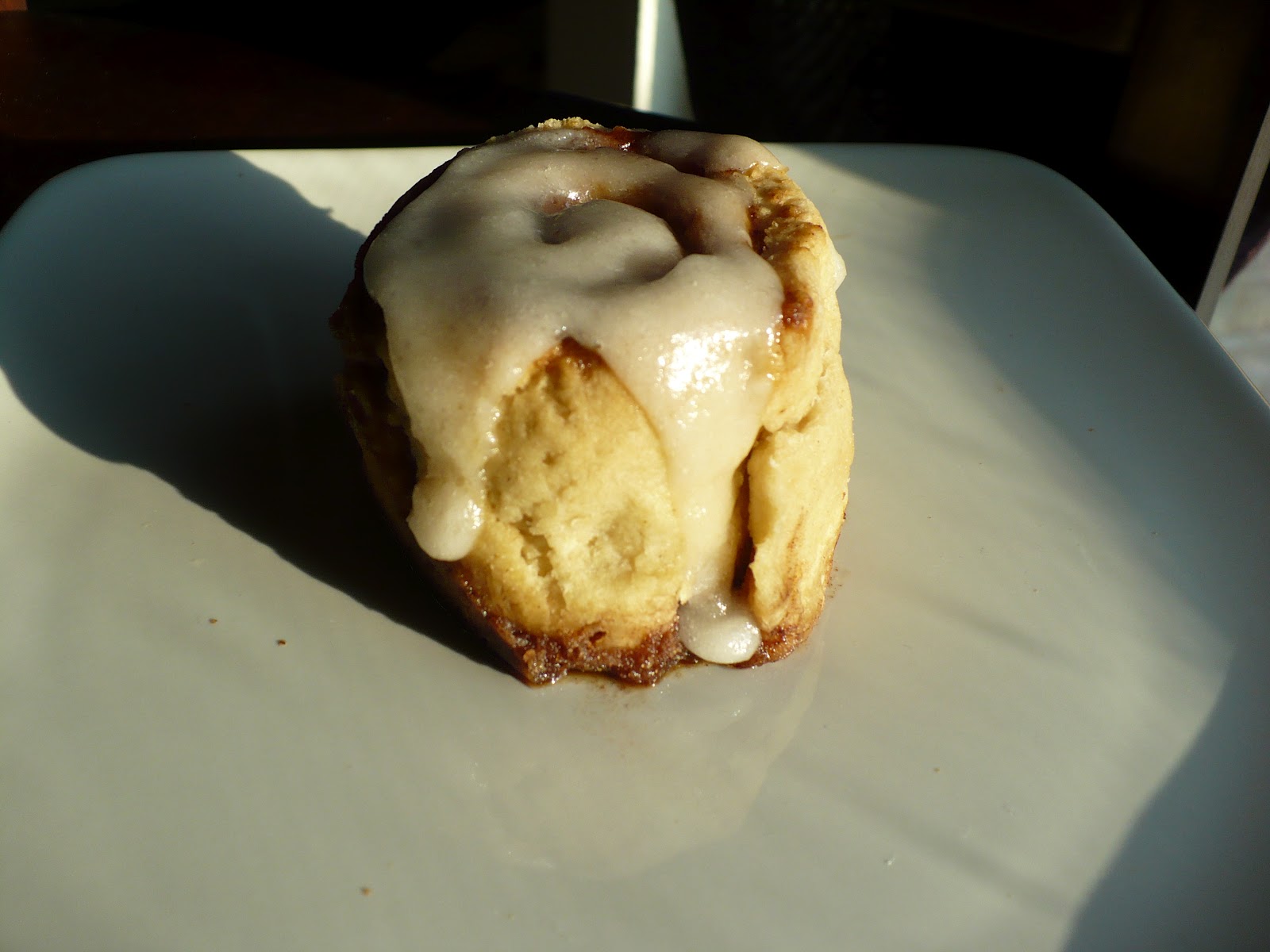 Vegan Buttons: I made Cinnamon Quill's Veganized Cinnamon Rolls ... I'm ...