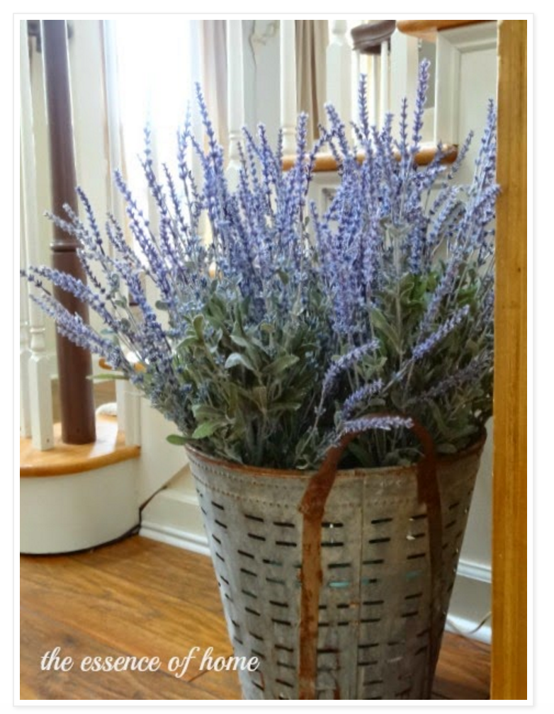 Simply Santa Barbara: Displaying Lavender Indoors