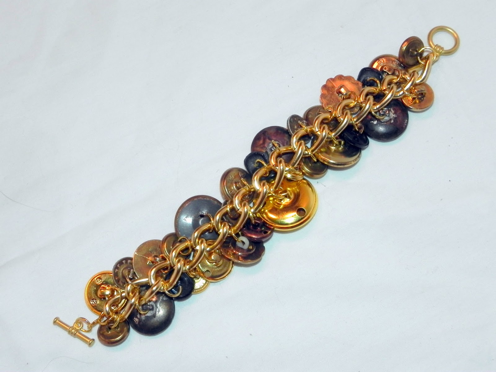 Smart n Snazzy: DIY ~ Vintage Button Charm Bracelet