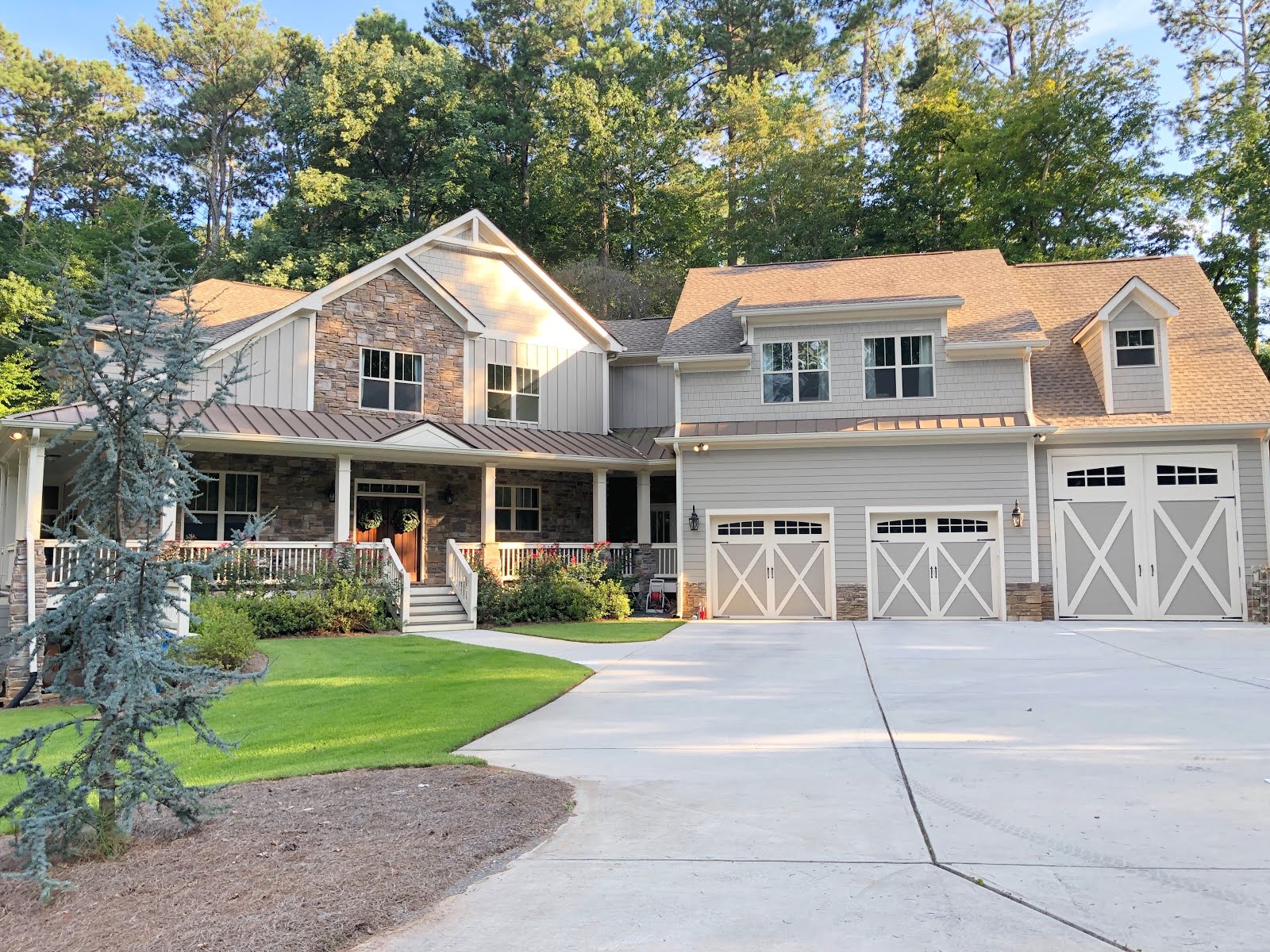 Magnolia Mamas : Exterior Home Mini-Makeover (Update)