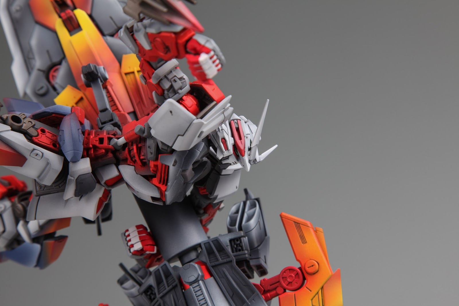 GUNDAM GUY: MG 1/100 Gundam Astray Red Frame - Custom Diorama Build