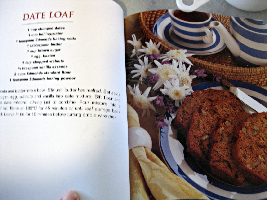 The Book Date : Edmond's Best of Baking