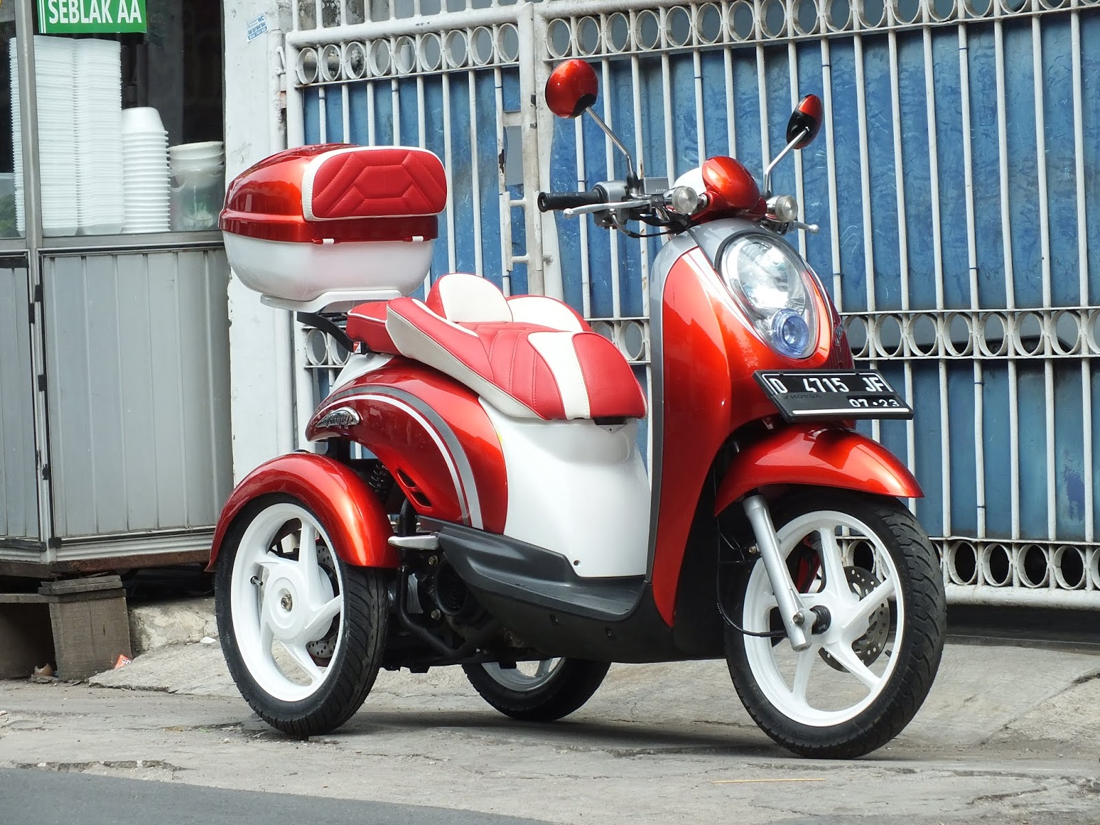 Oracle Modification Concept: HONDA SCOOPY KARBU 1st GEN MODIFIKASI ...