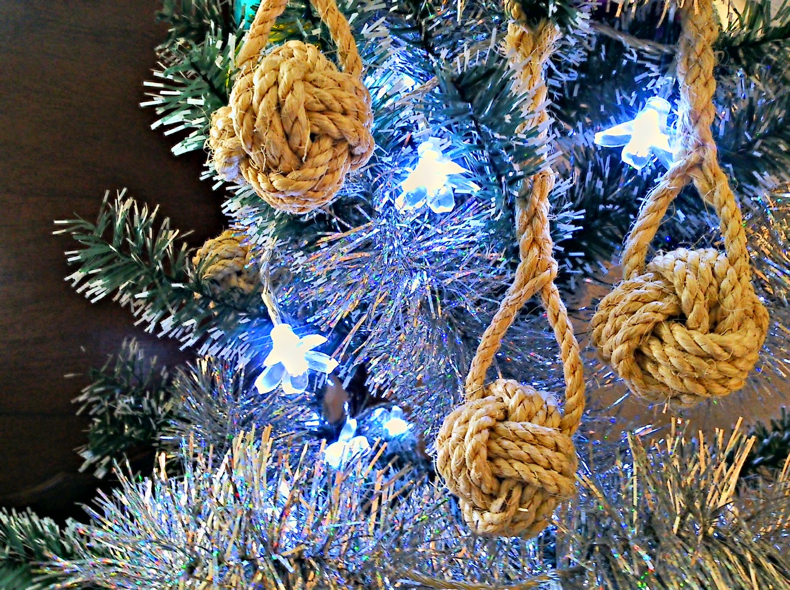 Ropes and Poles: Merry Christmas from Ropes and Poles