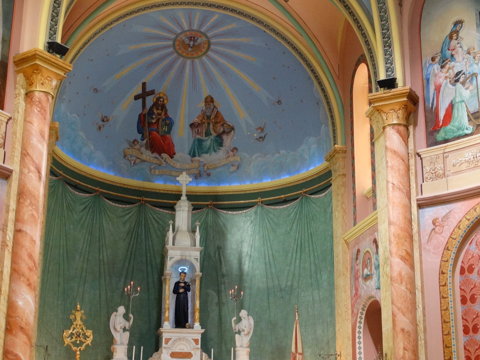 Dicas e Relatos de Viagens: Basílica de São Geraldo Magela em Curvelo ...
