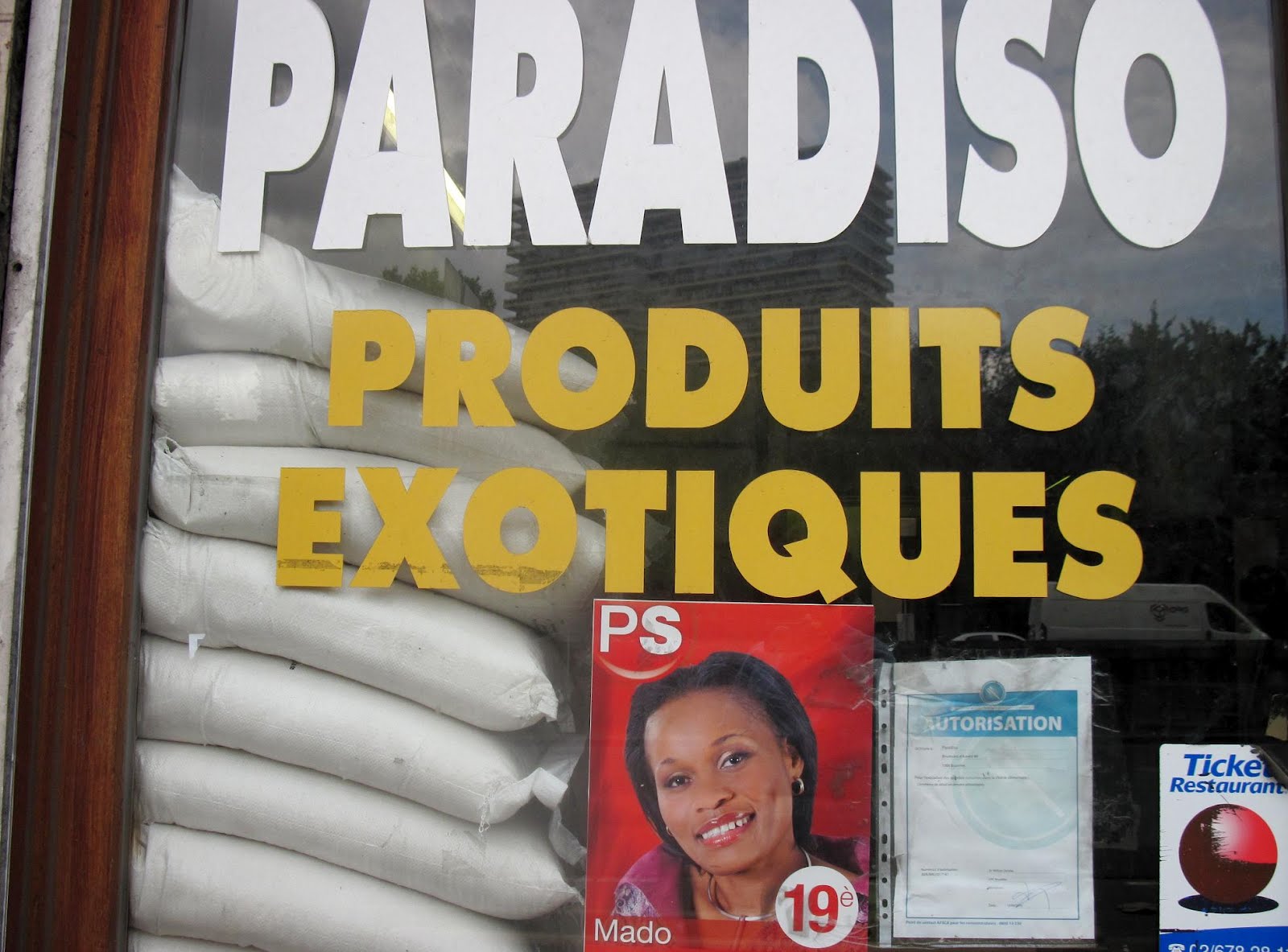 Tractothèque: Bruxelles 2012 - Mado Mfuni-Lukanda (PS)