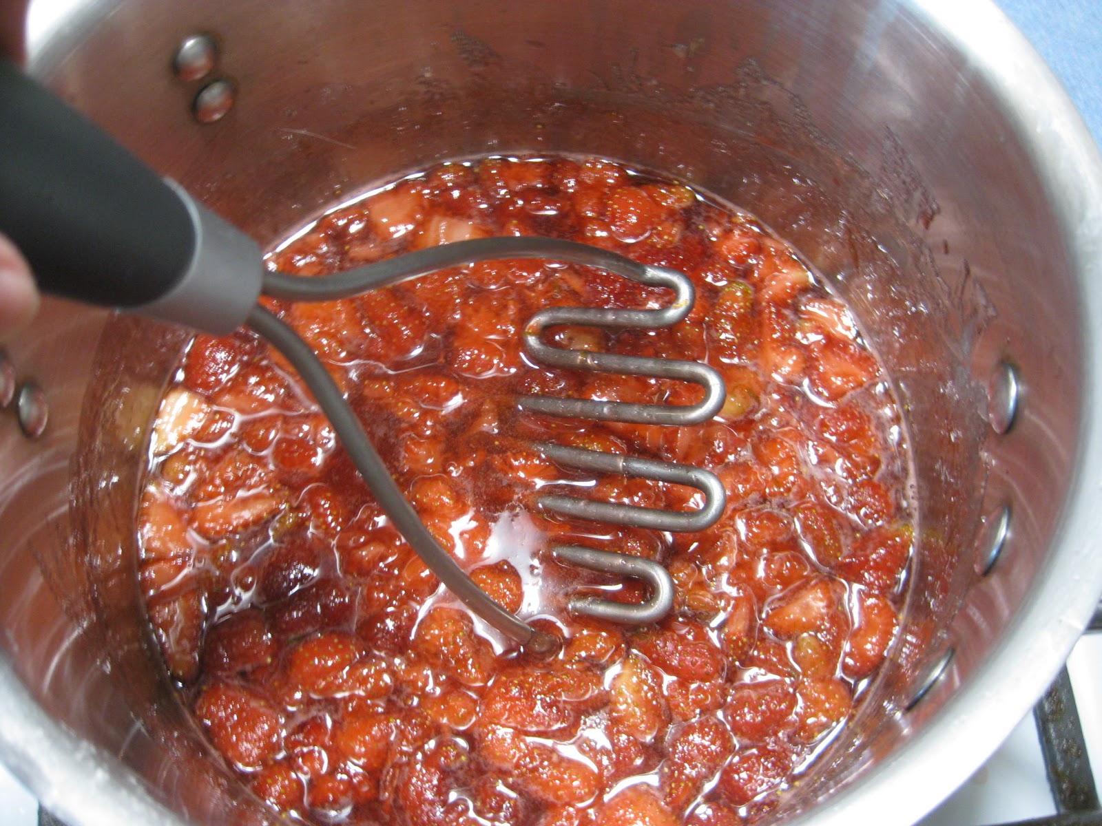 Ramsey Jamsey Strawberry Jam | garden girl