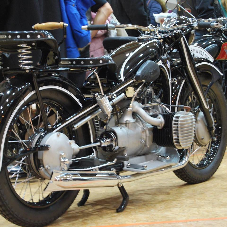 Musings Of A Motorcycle Aficionado........: Classic Beemers