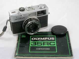 Random Camera Blog: The Olympus 35RC - Nearly Perfect Compact 35mm