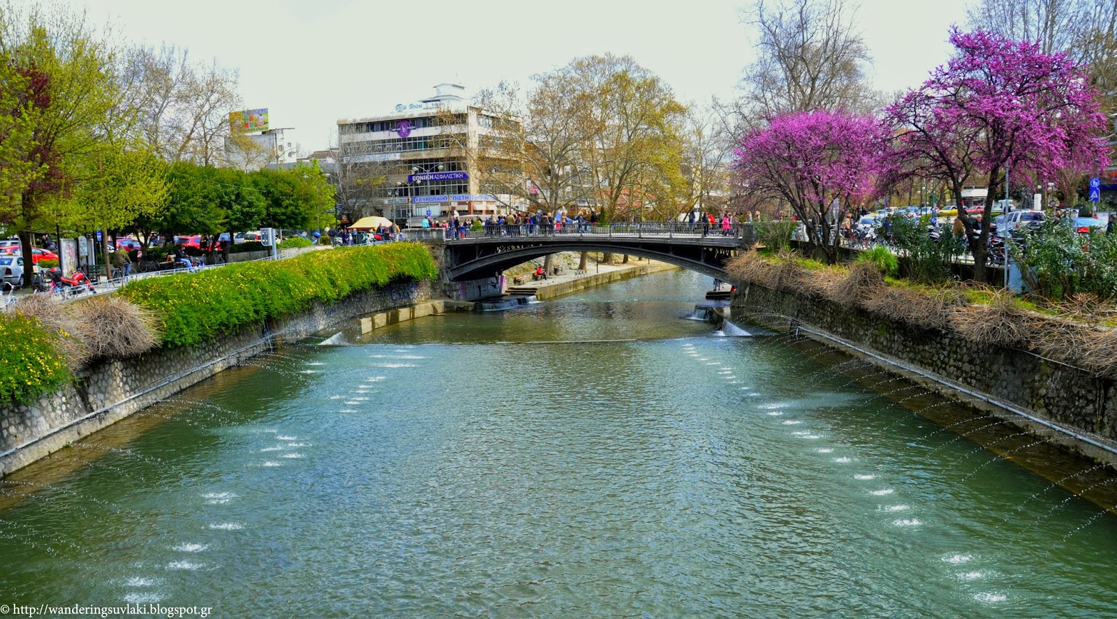 Walking Around Trikala - Wandering Suvlaki