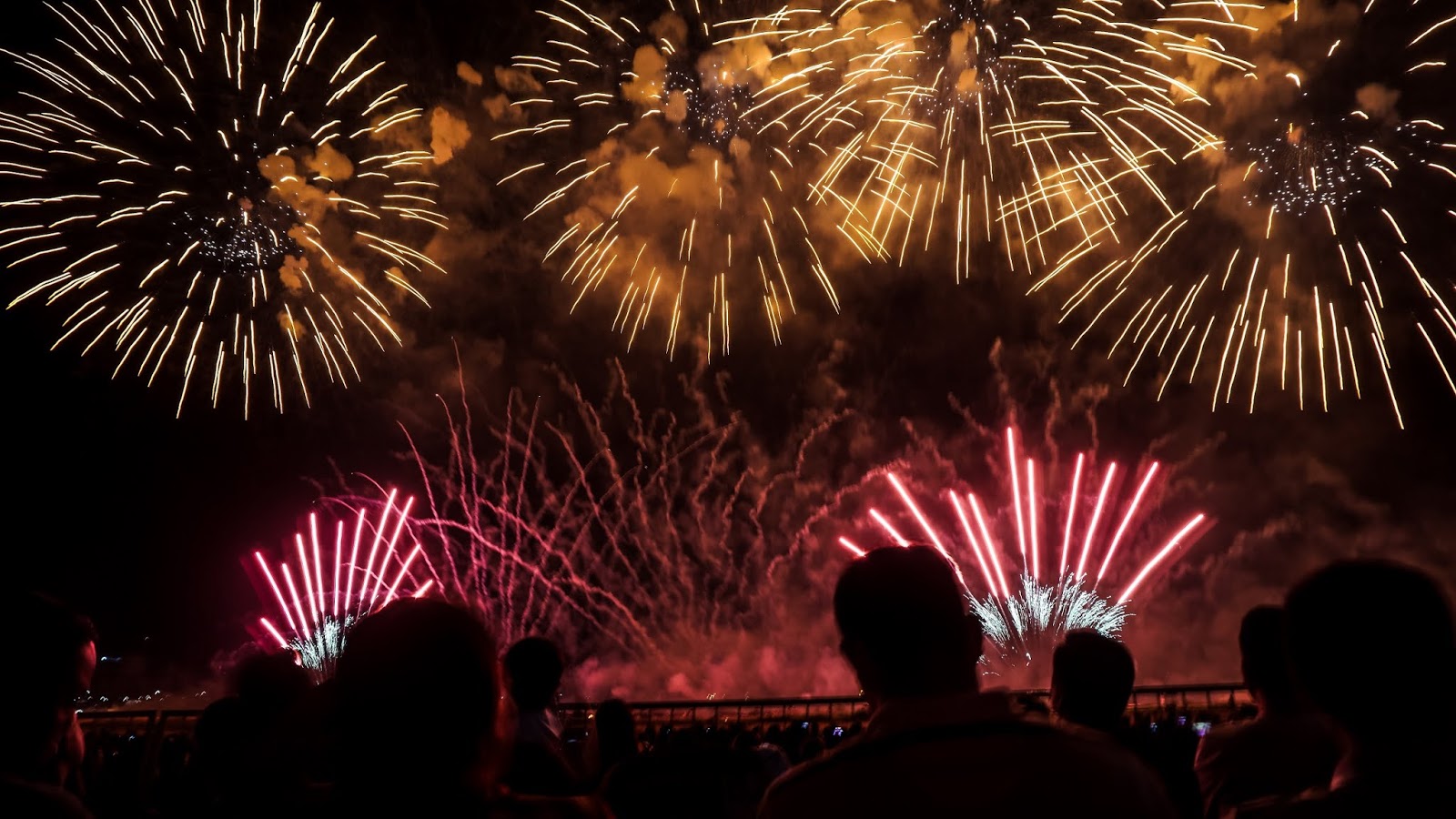 The Greatest Pyro Show at SM City Clark, Pampanga + China & Canada ...