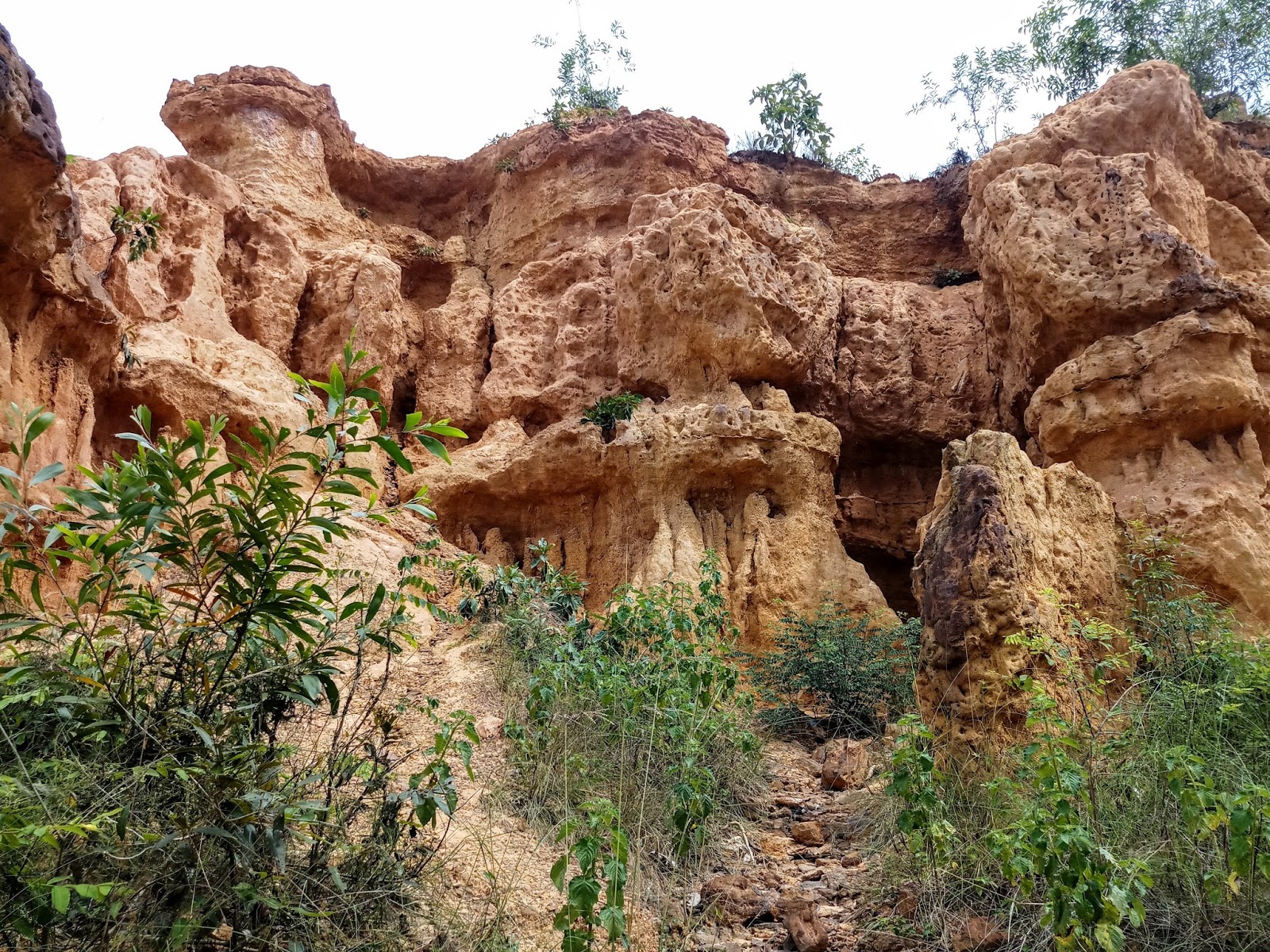 wanderlust: Gangani–Where God is the sculptor